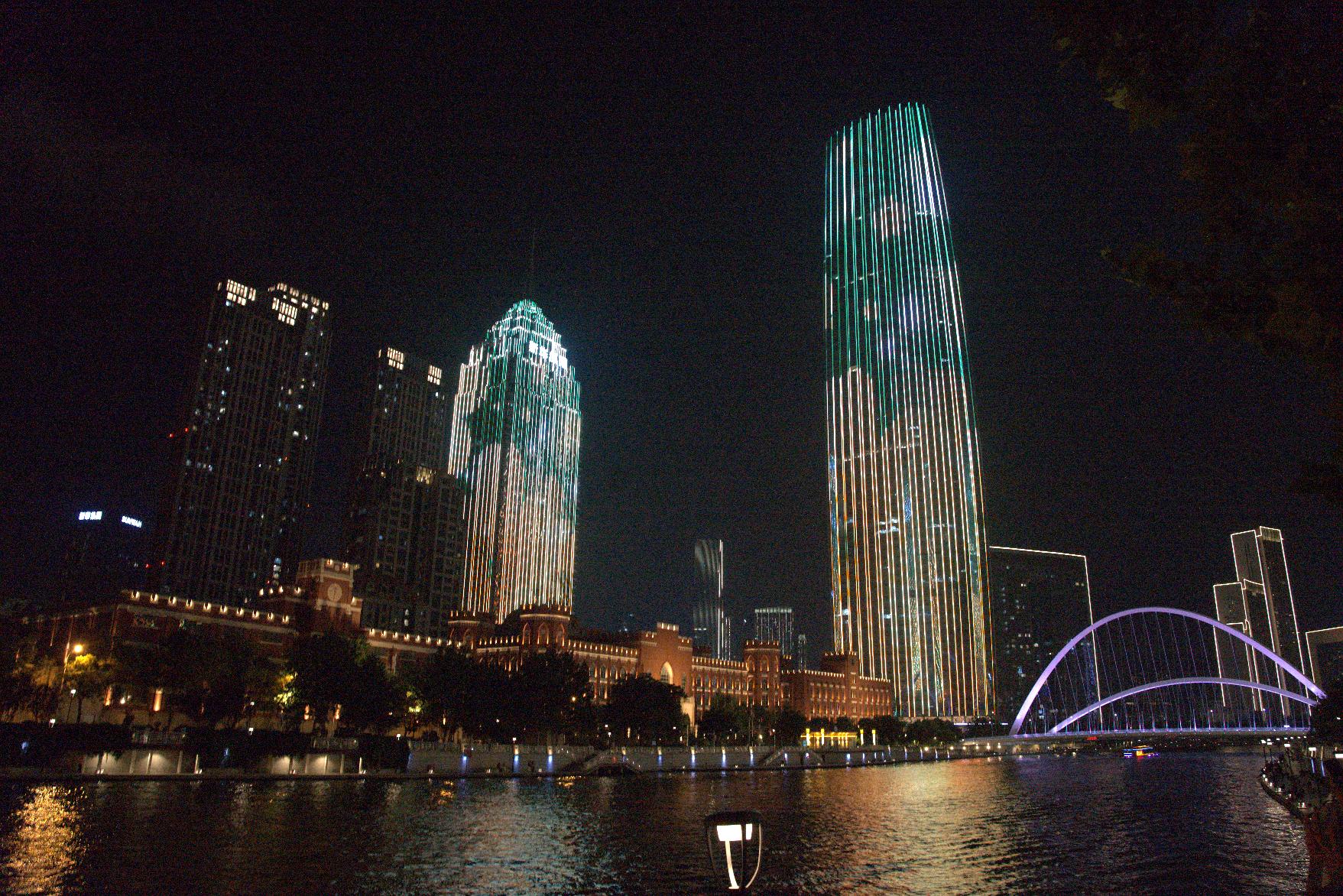 Learning to See Everything in Ultra High Dynamic Range Scenes